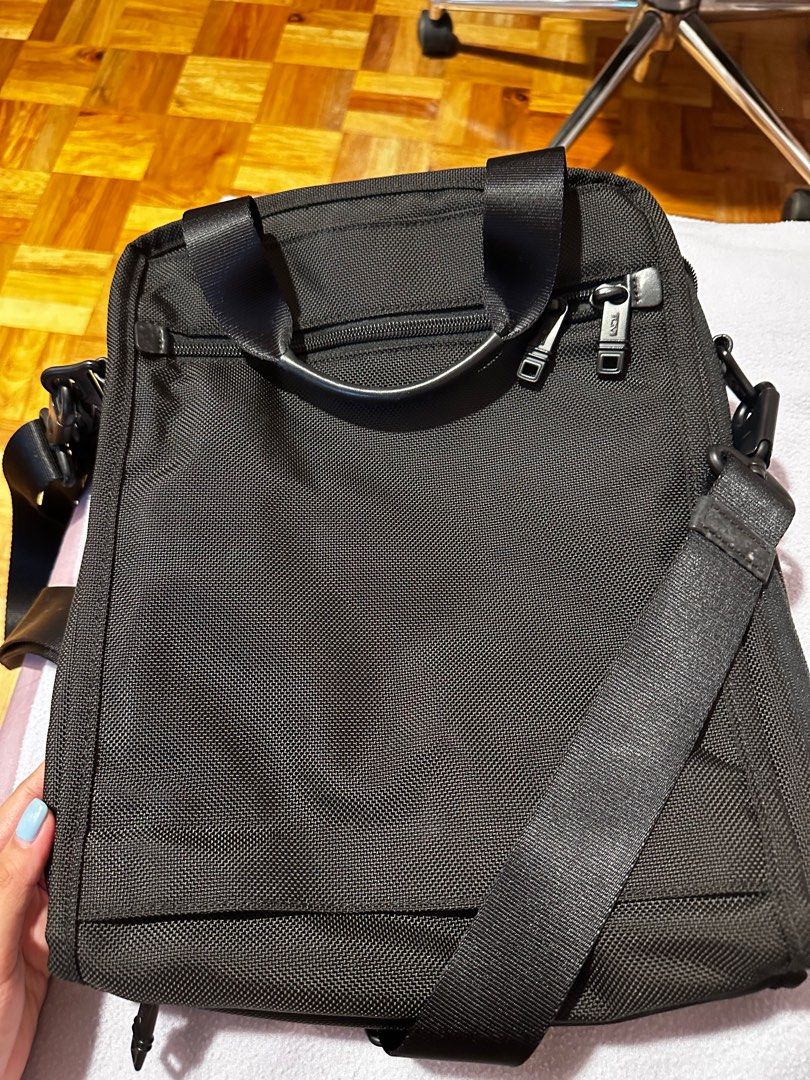 Tumi Alpha Tote Bag, Men's Fashion, Bags, Backpacks on Carousell