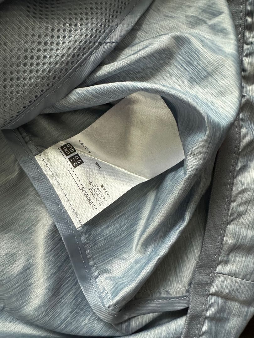 Uniqlo pocketable parka, Women's Fashion, Activewear on Carousell