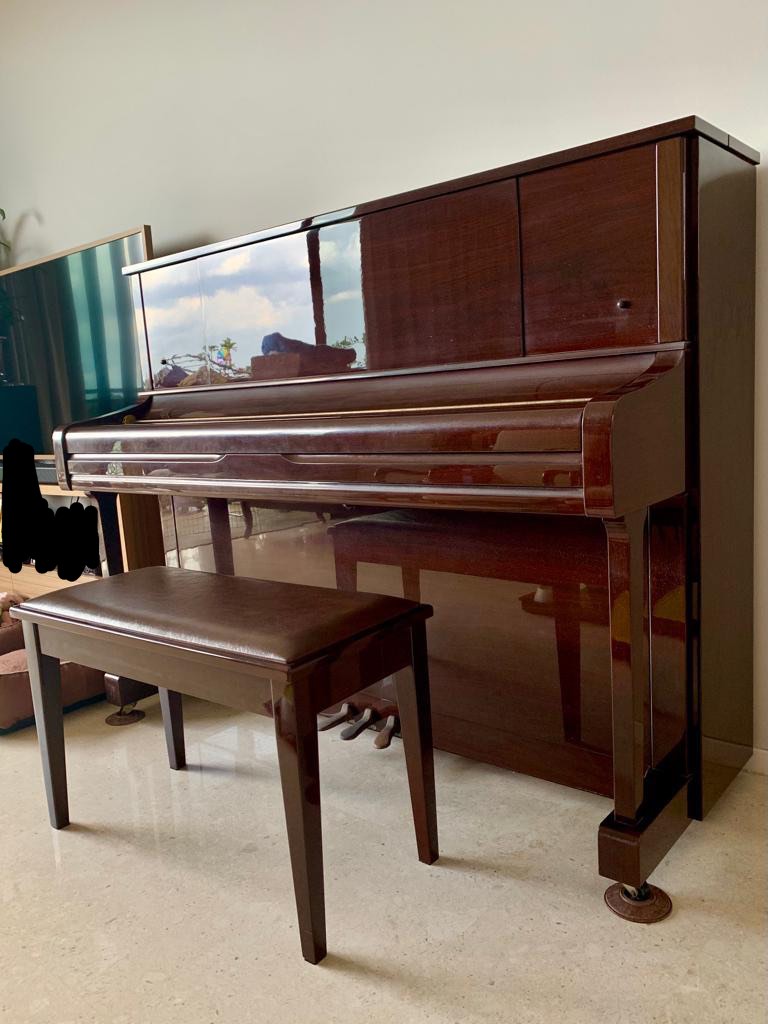 Upright Yamaha Piano U1J PM, Hobbies & Toys, Music & Media, Musical Instruments on Carousell