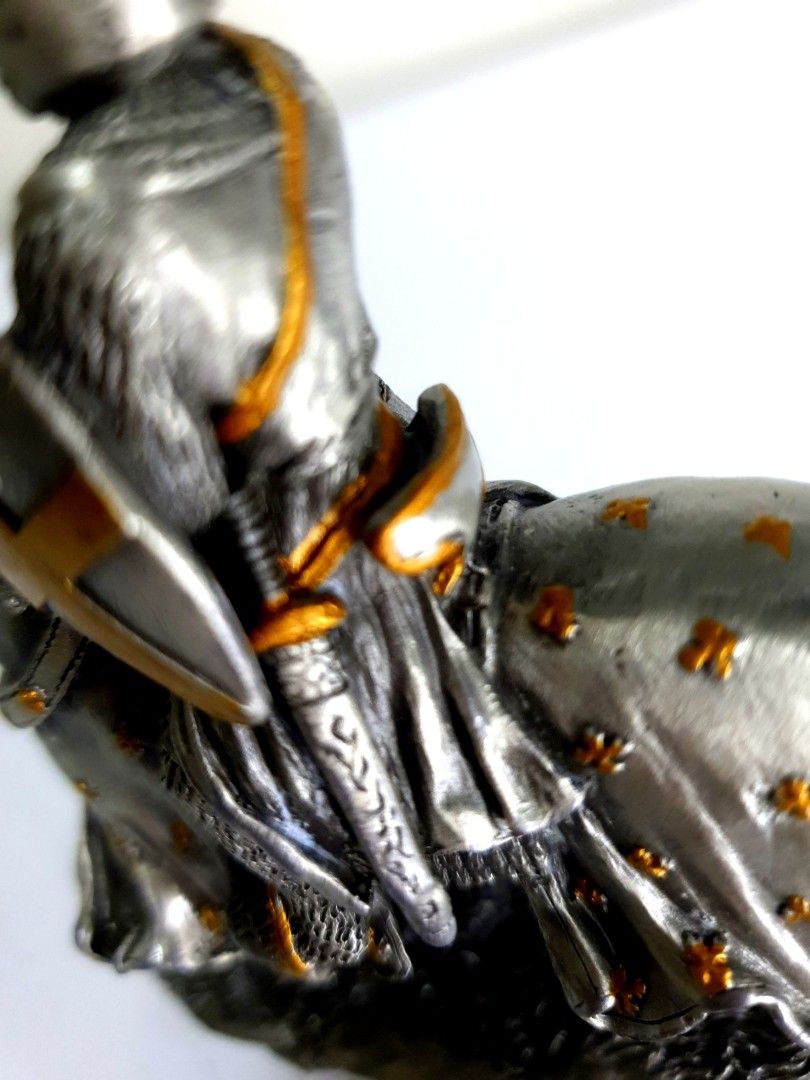 Vintage Figurine Solid pewter Veronese Knight ancient warrior display ...