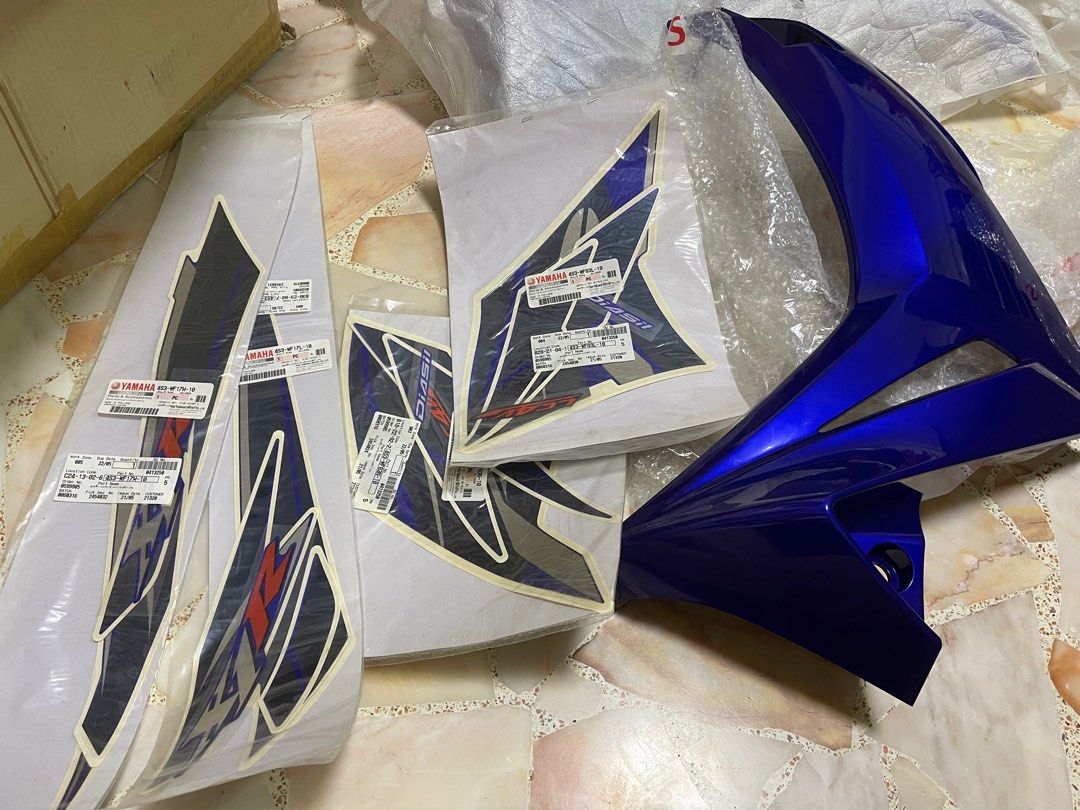 X1R Biru R Coverset NOS, Motorcycles, Motorcycle Accessories on Carousell