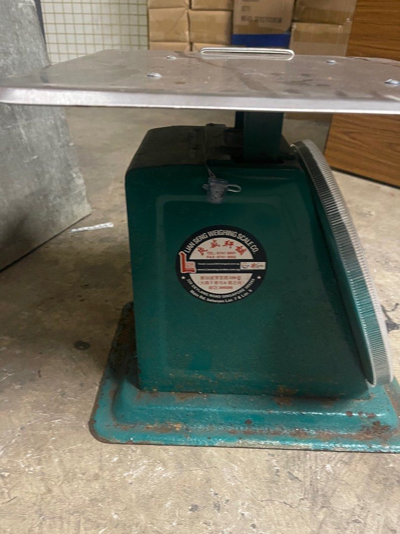 100kg Lian Seng weighing scale, Health & Nutrition, Health Monitors ...