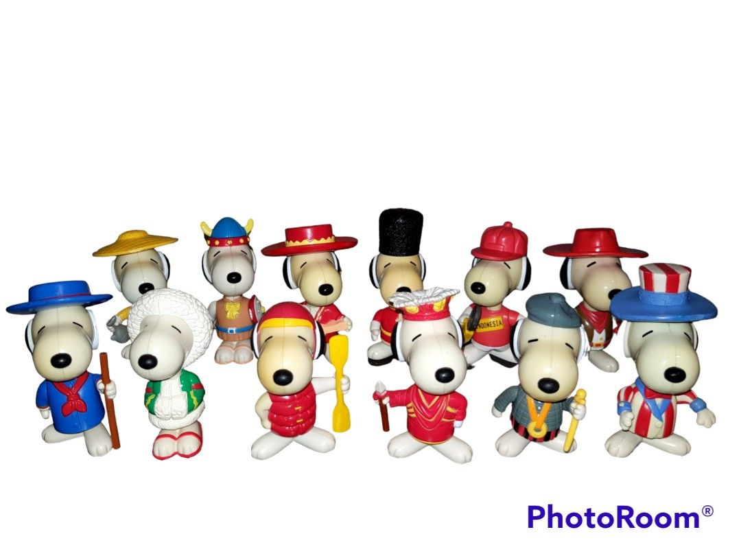 1999 McDonald Snoopy Around the World Disney UFS, Hobbies & Toys ...