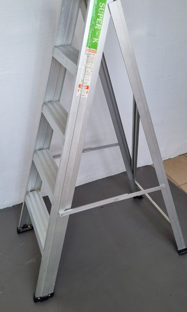 5 steps ladders, Furniture & Home Living, Home Improvement ...