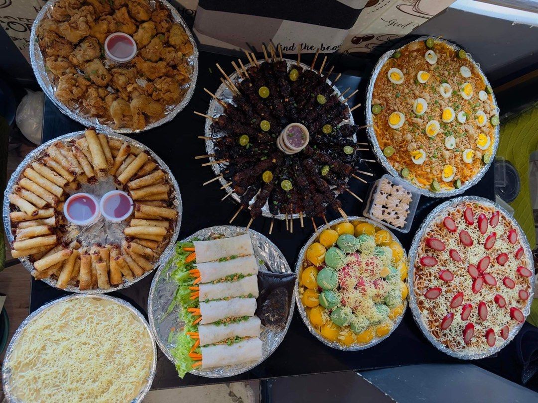 8 + 1 Party Bilao Package, Food & Drinks, Local Eats on Carousell