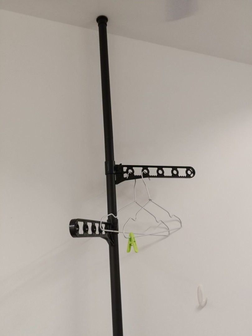 Adjustable Clothes Drying Hanger Rack with Floor To Ceiling Tension ...