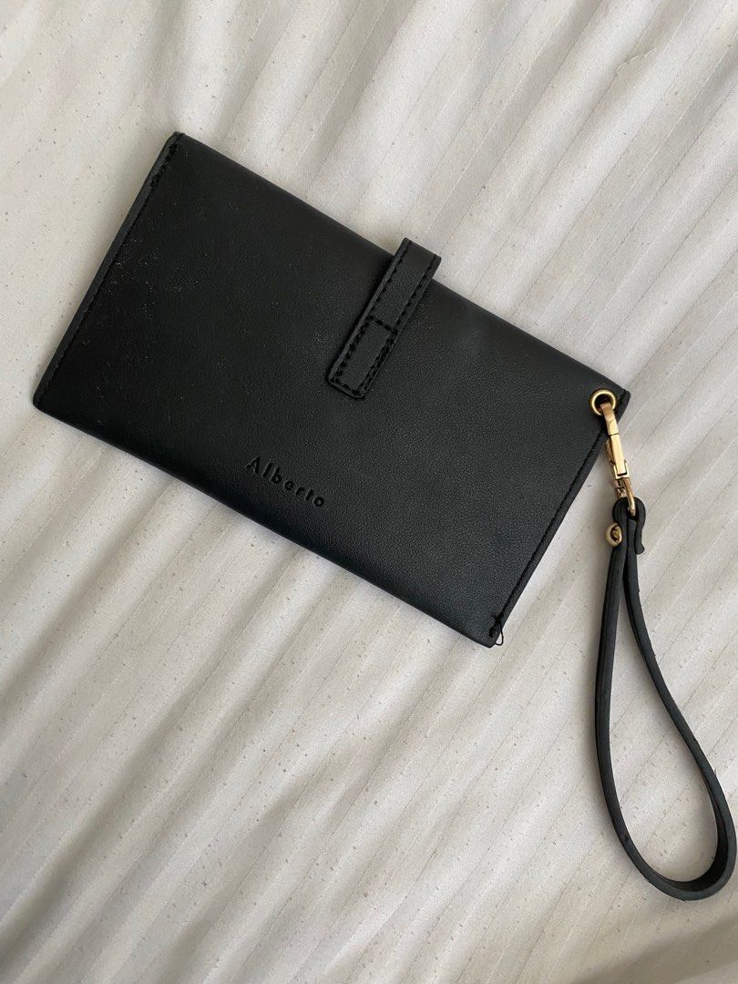 Alberto Black Sling Wallet Pouch on Carousell