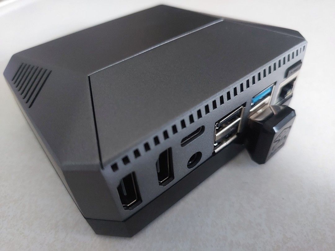 Argon One with Raspberry Pi 4B 8GB V2 Case with 1TB WD SSD .2 Sata ...