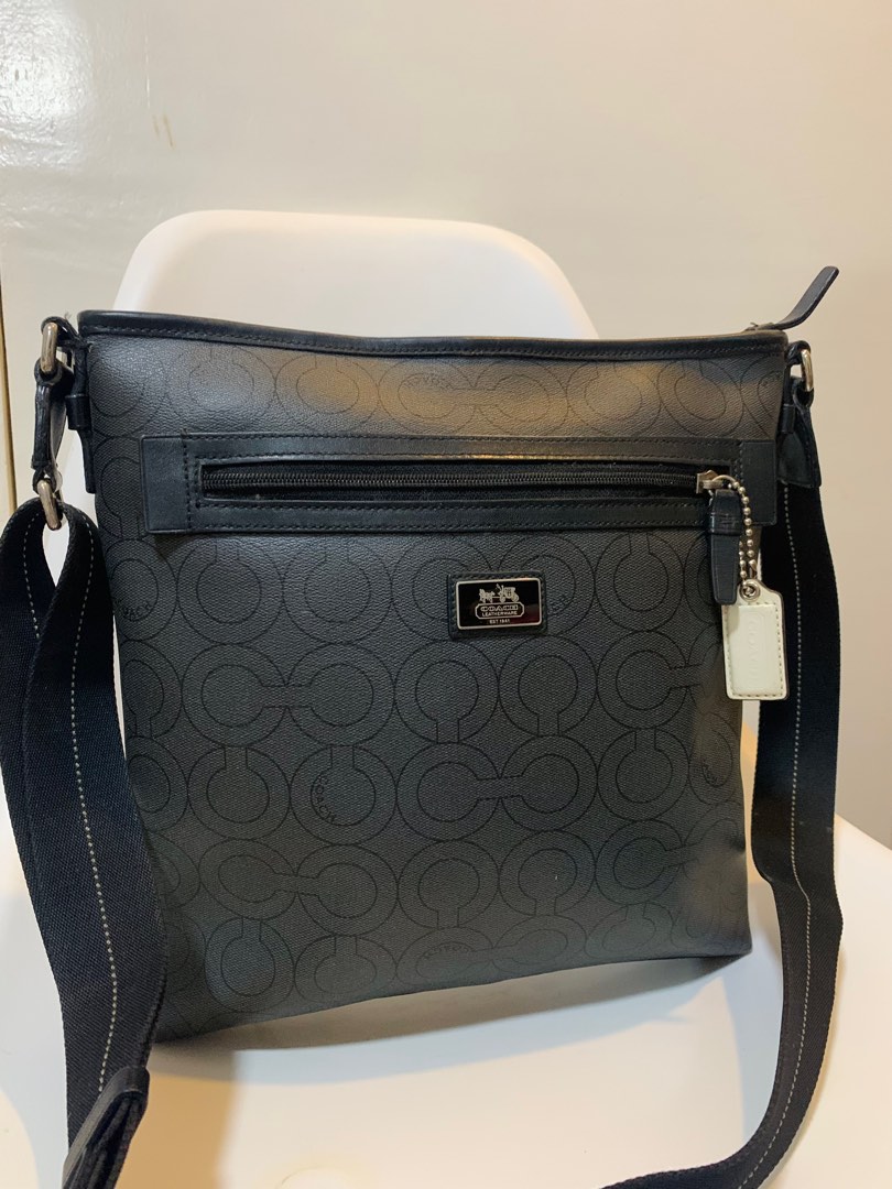 Authentic Coach Messenger Sling for Men on Carousell