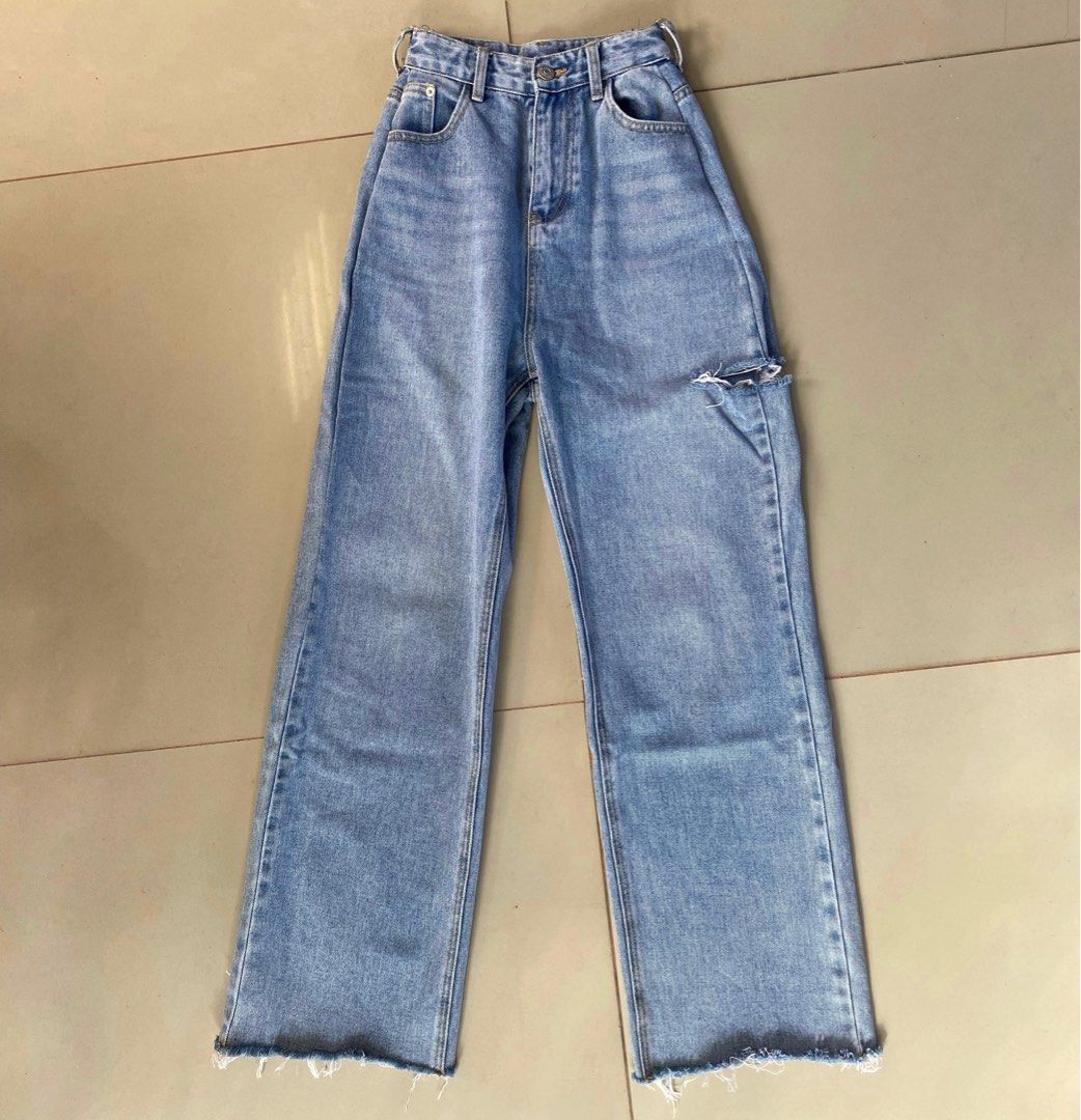 Petite Baggy Side Ripped Jeans on Carousell