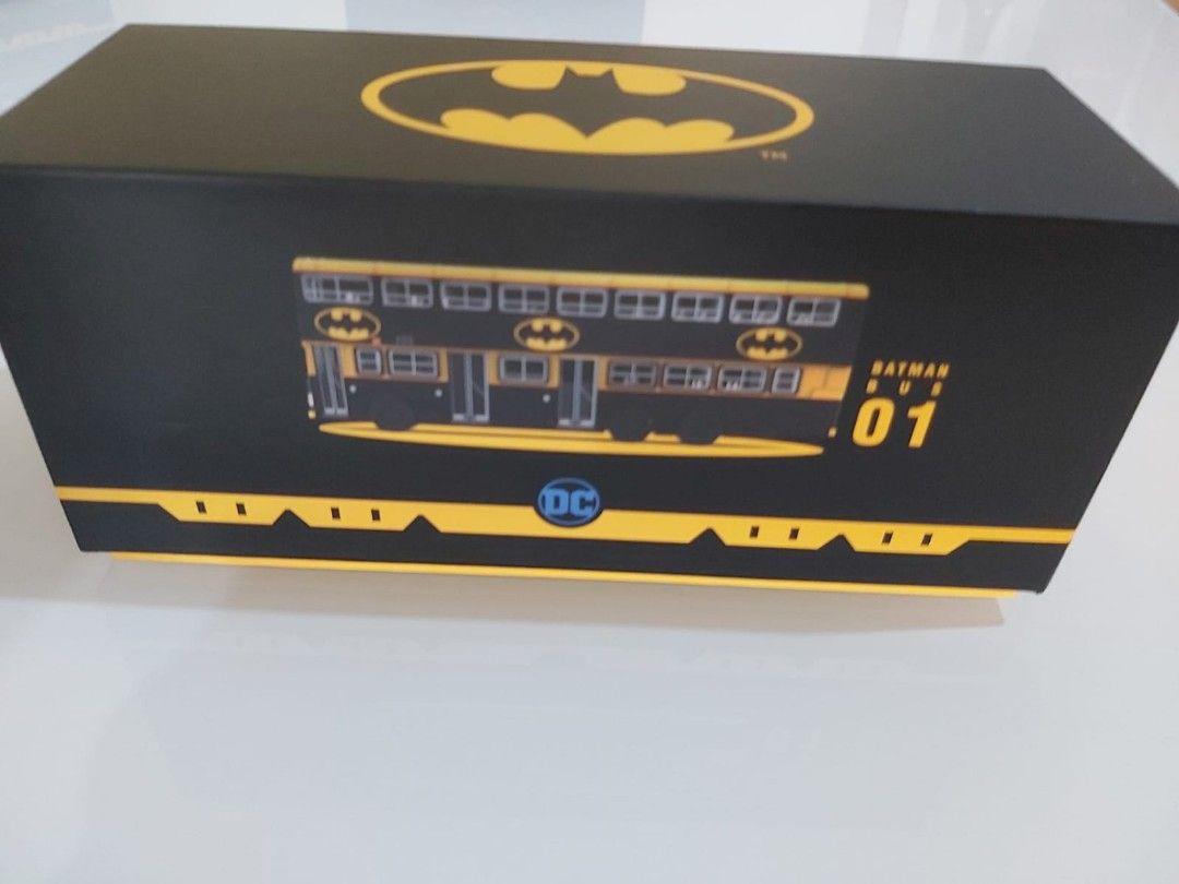 Batman Double Decker Bus Model 01, Hobbies & Toys, Memorabilia ...