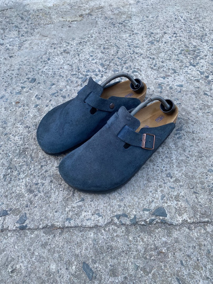 Birkenstock boston clogs suede navy, Men's Fashion, Footwear, Slippers ...