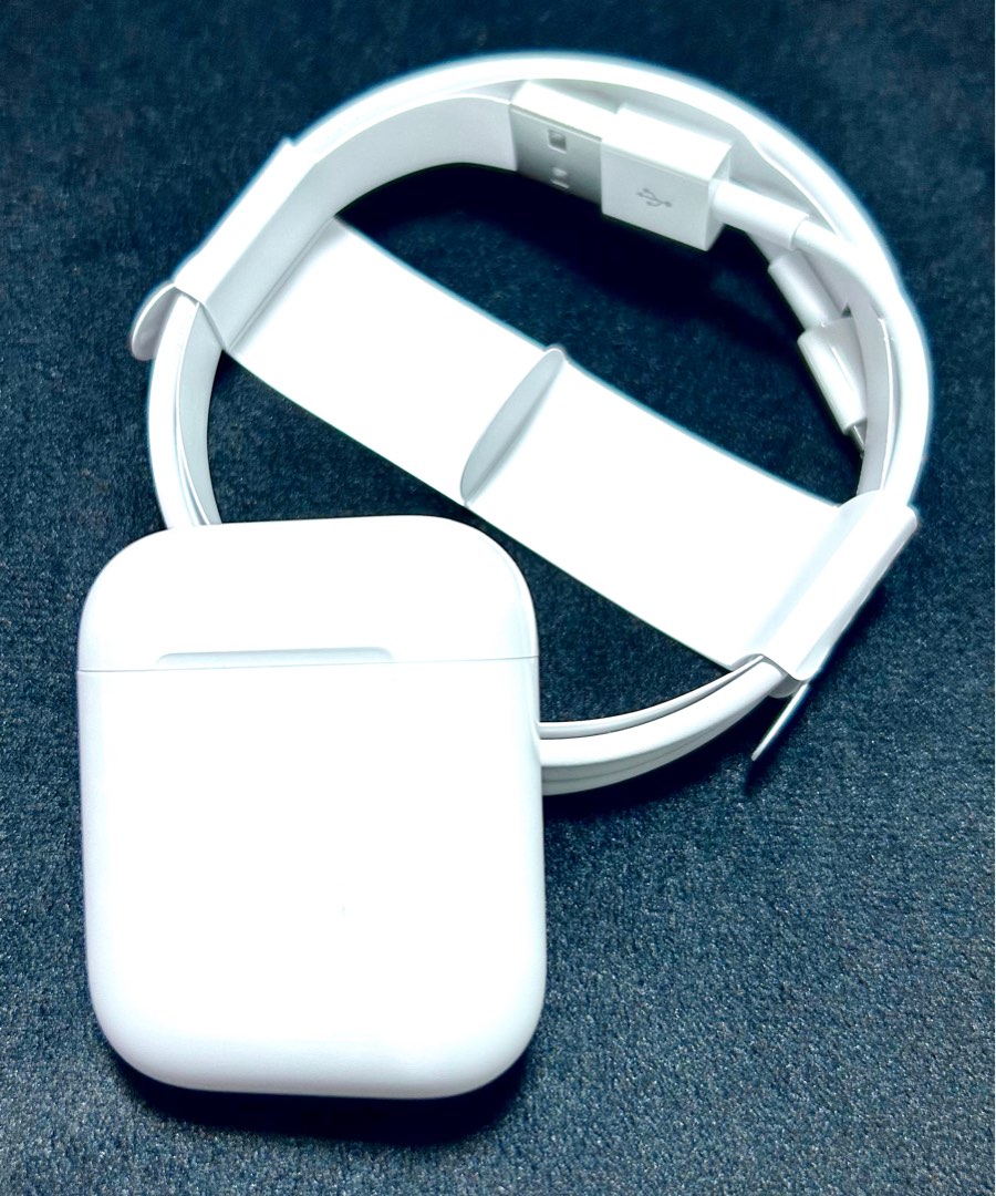BRAND NEW AirPod 2nd Gen charging case and cable, Audio, Other Audio ...