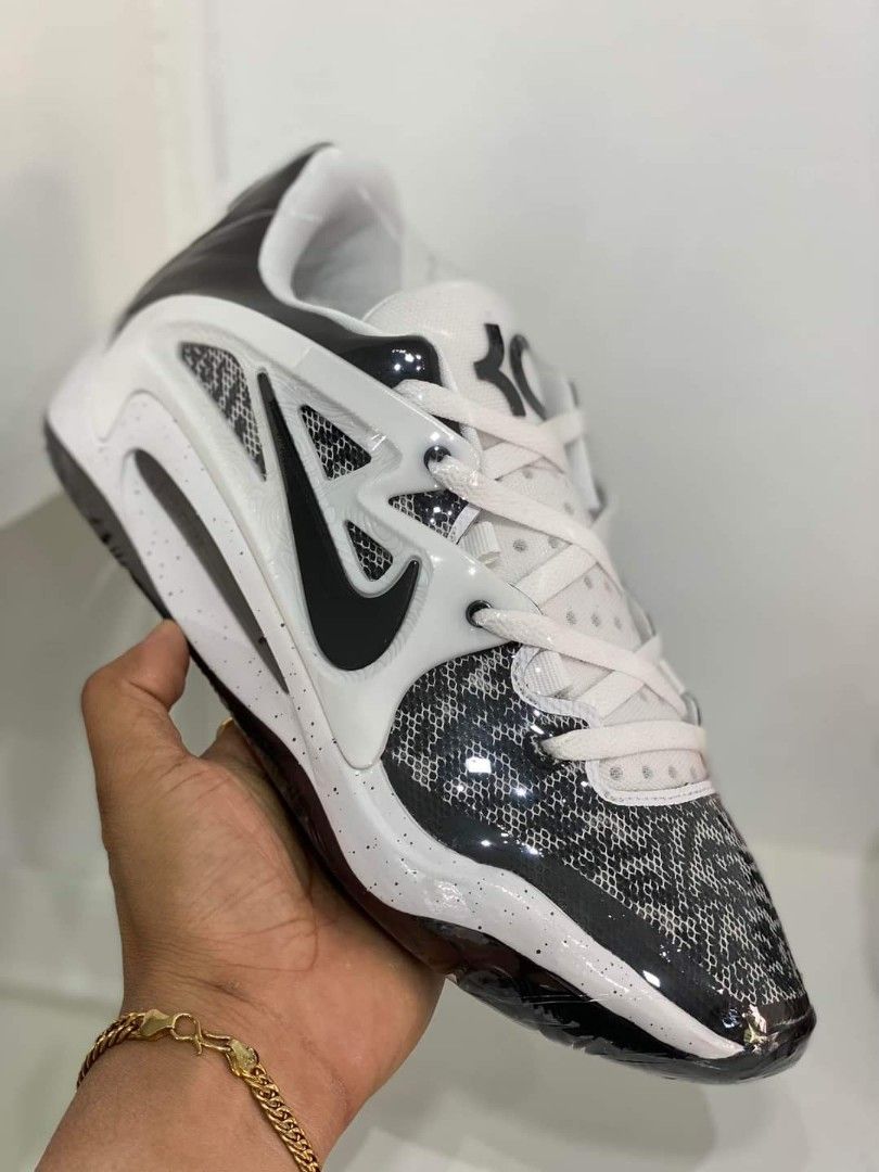BRANDER KD 15 OREO, Men's Fashion, Footwear, Casual Shoes on Carousell