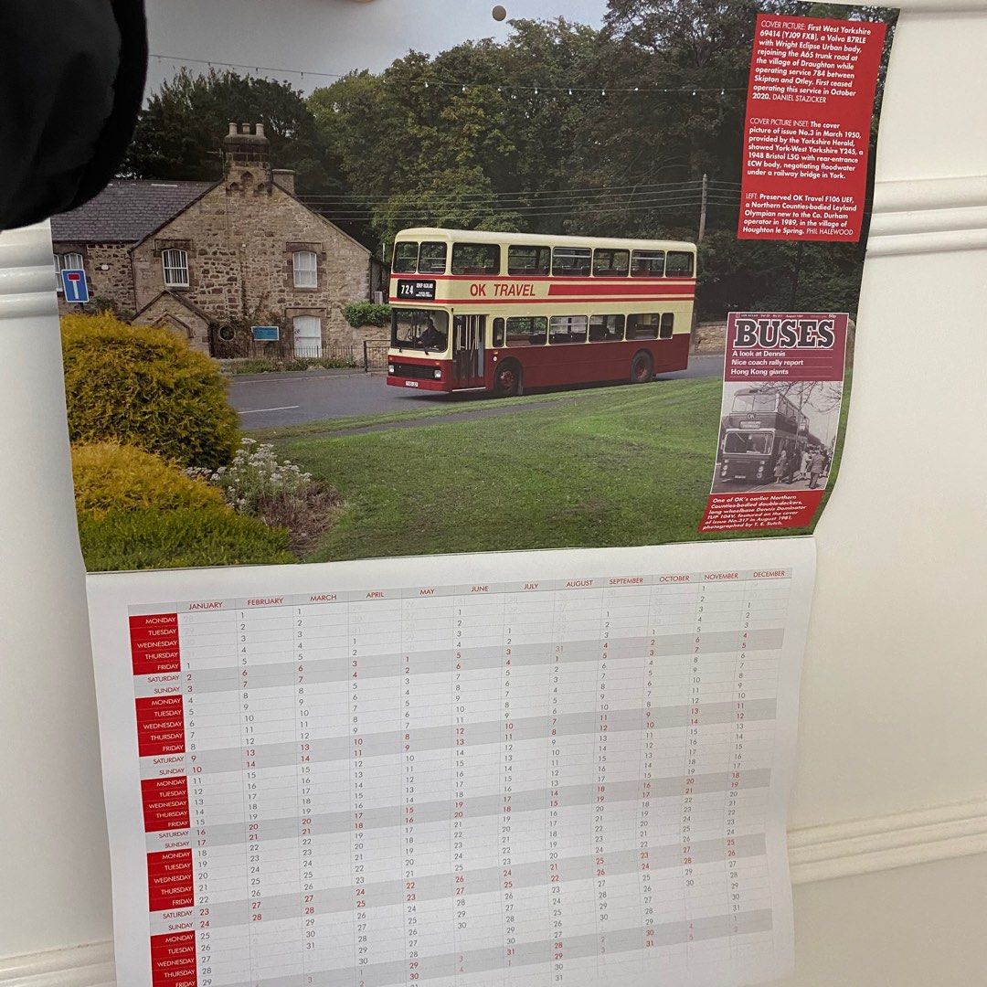 Bus calendar 2021, 興趣及遊戲, 收藏品及紀念品, 明星周邊 - Carousell