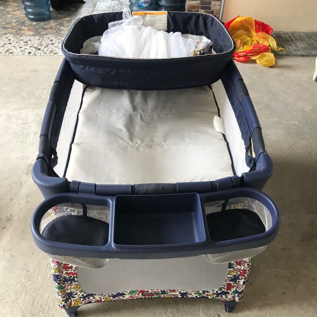 Cocolatte X Keith Haring Baby Box Tempat Tidur Bayi, stroller baju ...