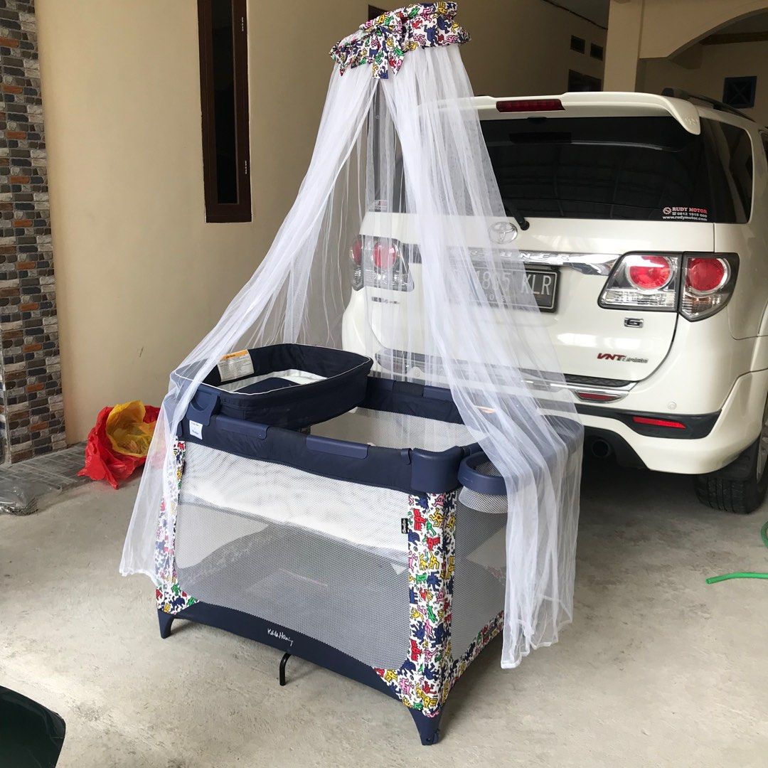 Cocolatte X Keith Haring Baby Box Tempat Tidur Bayi, stroller baju ...