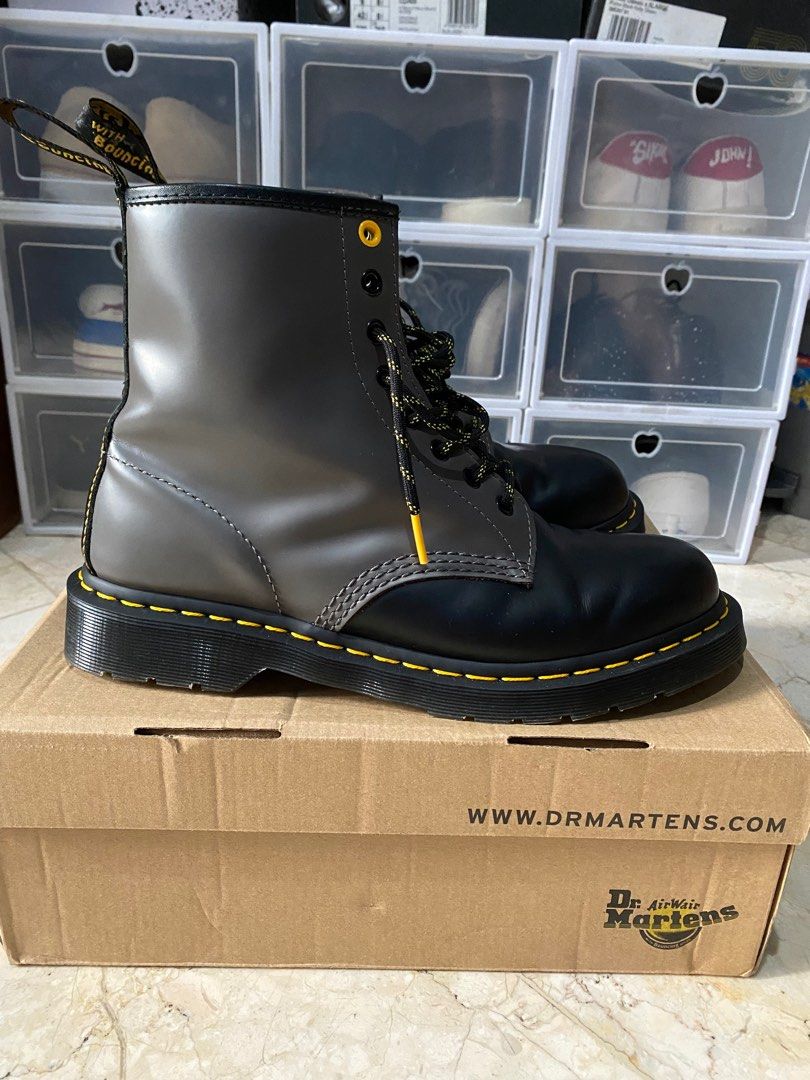 Dr Martens docmart 1460 charcoal, Fesyen Pria, Sepatu , Sepatu Boot di ...