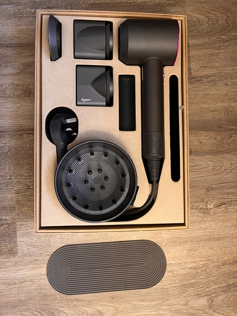 Dyson Supersonic Hair Dryer HD03, Beauty & Personal Care, Hair on Carousell