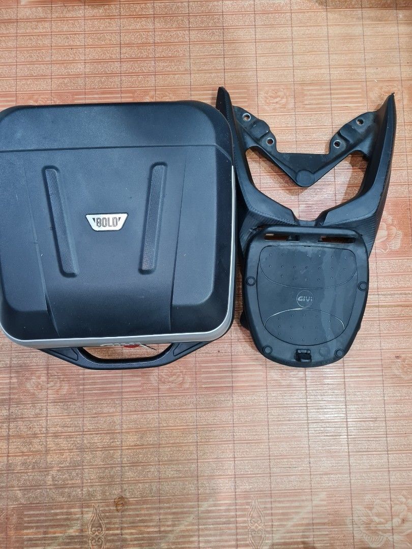 Givi box bracket, Motorbikes on Carousell