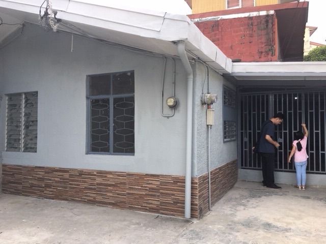 House for Rent w/Parking Garage Project. 4, Bgy. Marilag, Project 4 QC ...