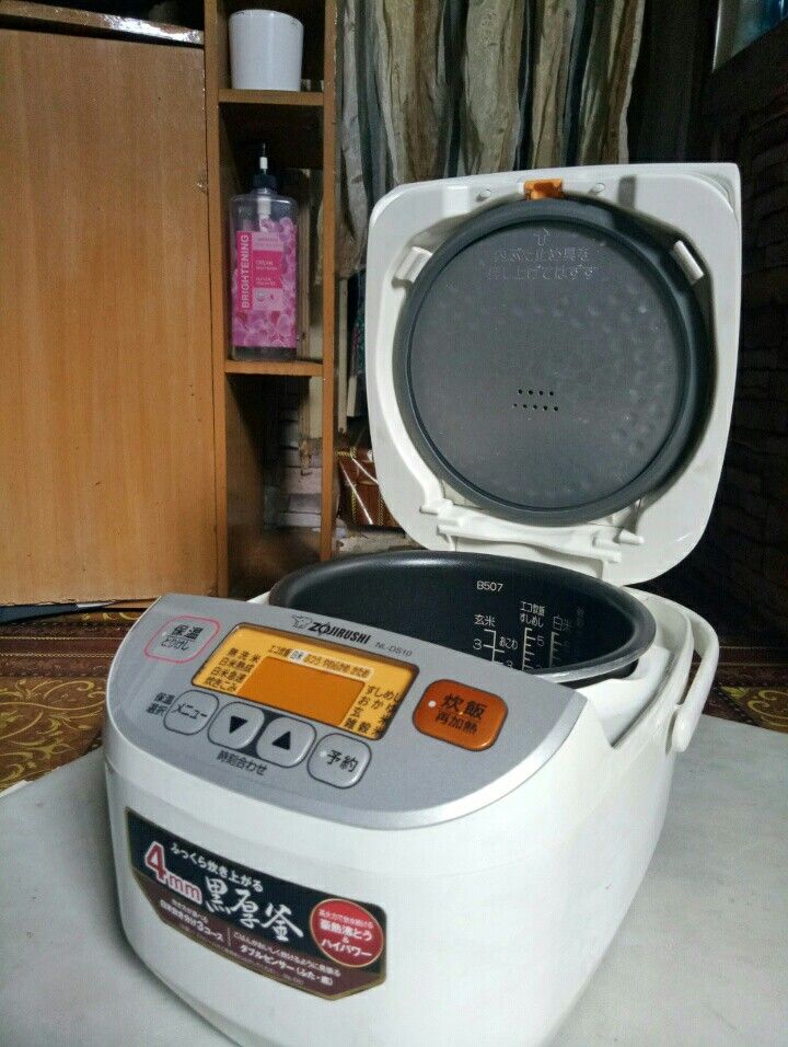 JAPANESE RICE COOKER, TV & Home Appliances, Kitchen Appliances, Cookers ...