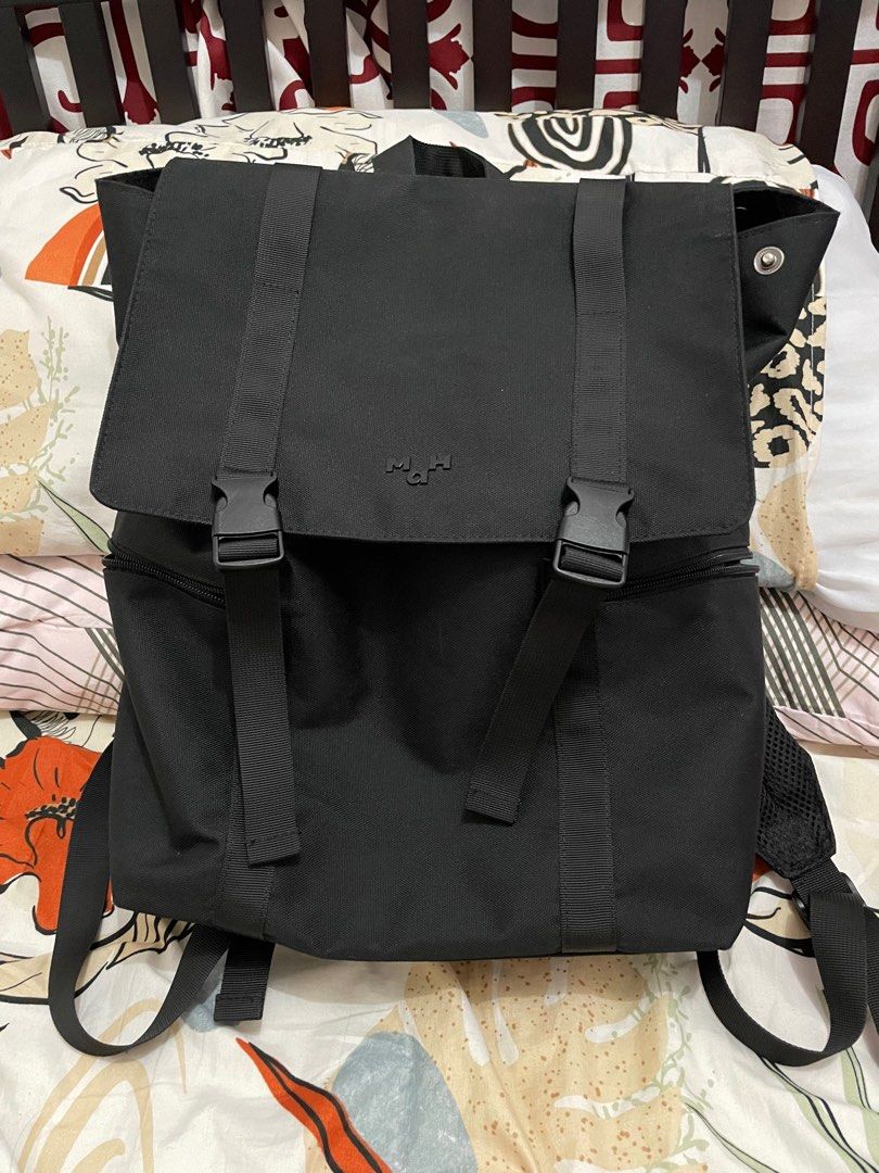MAH black laptop backpack 15.6in on Carousell