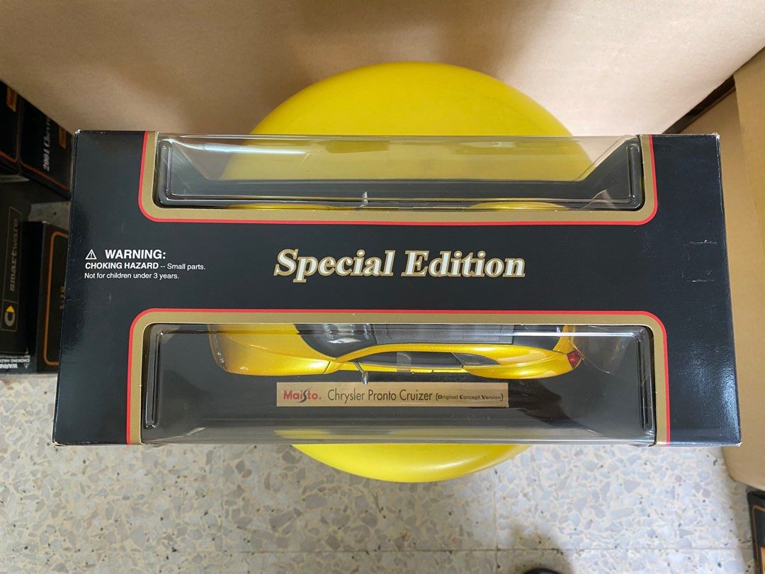 Maisto Chrysler Pronto Cruizer (Original Concept Version) - 1:18 scale ...