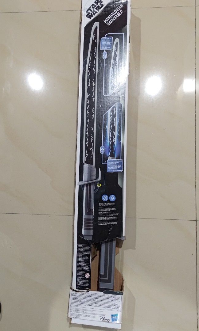 Mandalorian Darksaber (Hasbro), Hobbies & Toys, Collectibles ...