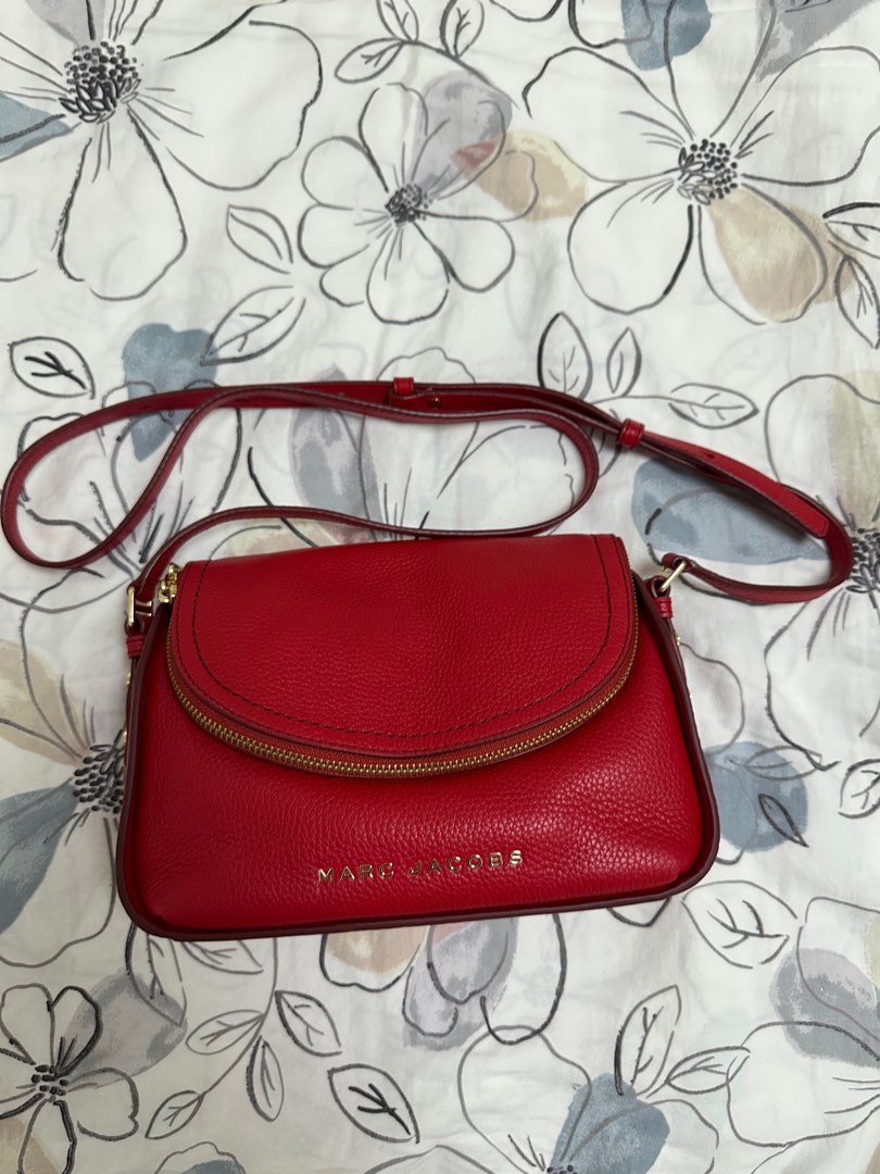 Marc Jacobs Mini Groove Red on Carousell