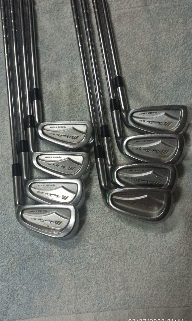Mizuno full set, Sports Equipment, Sports & Games, Golf on Carousell
