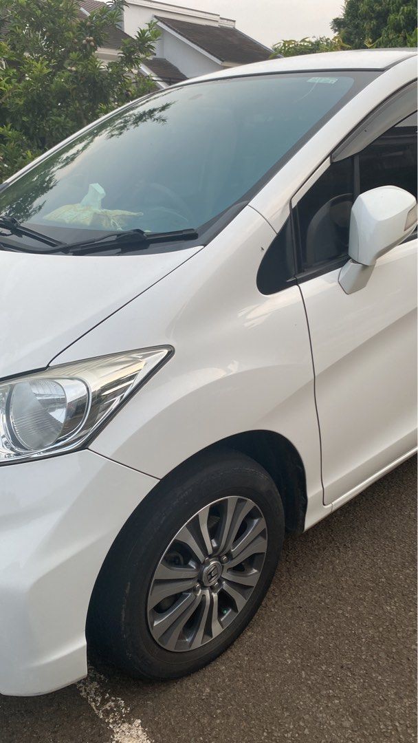 mobil putih freed, Mobil & Motor, Mobil untuk Dijual di Carousell