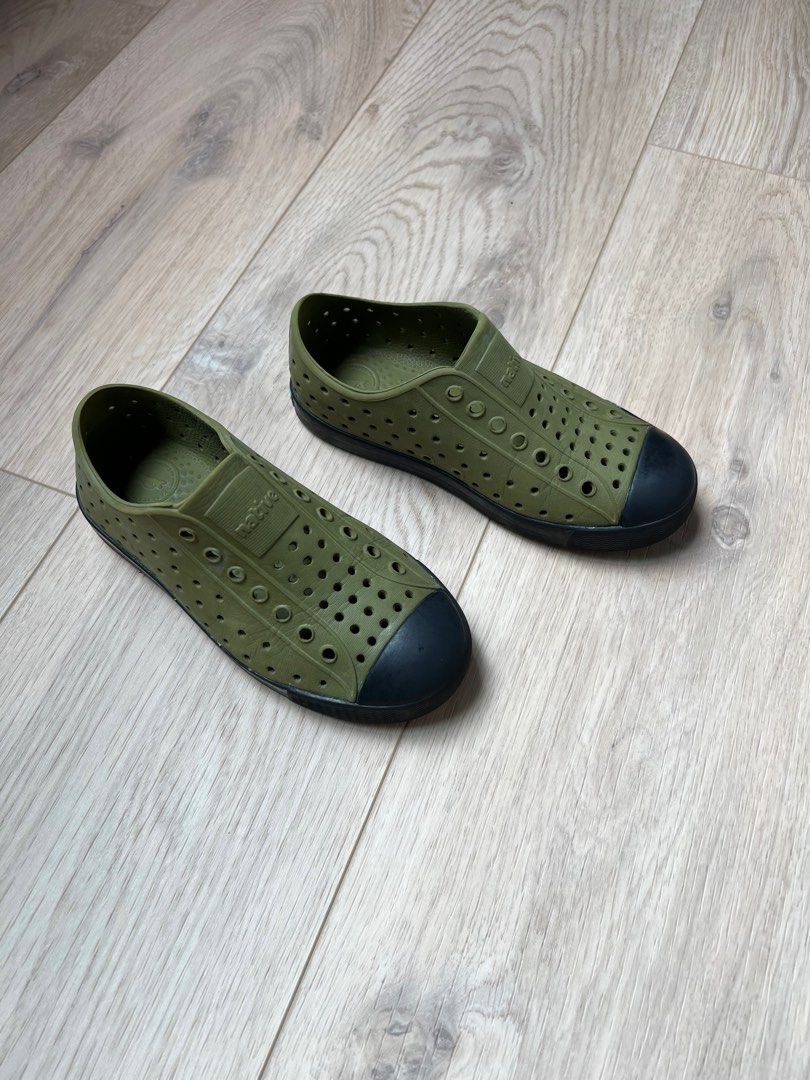Native shoes C13, Babies & Kids, Babies & Kids Fashion on Carousell
