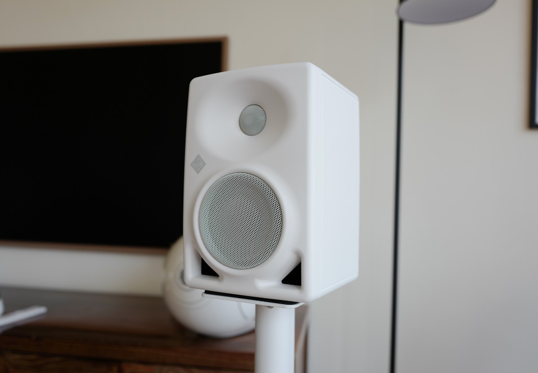 Neumann KH 80 DSP nearfield monitor, 音響器材, Soundbar、揚聲器、藍牙喇叭、耳擴 - Carousell