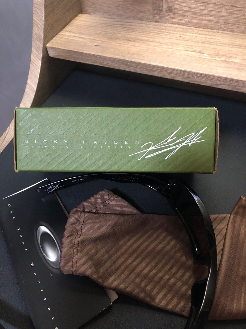Oakley Eyepatch Hayden, Men's Fashion, Watches & Accessories ...