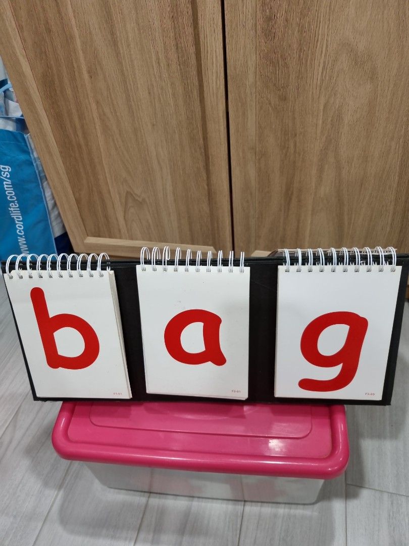 Phonics table top flashcards, Hobbies & Toys, Books & Magazines ...