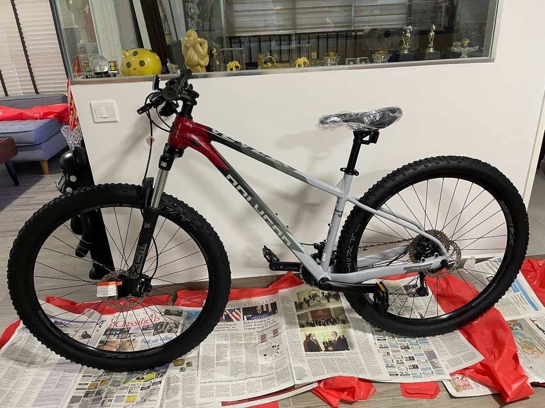 Polygon Xtrada 5 Mountain Bike Size M Light-weight, Sports Equipment ...