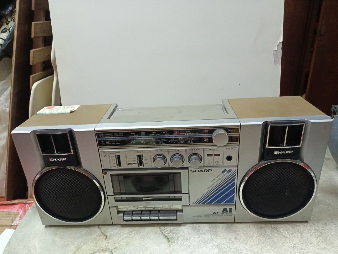 Radio Sharp GF-A1, Audio, Portable Music Players on Carousell