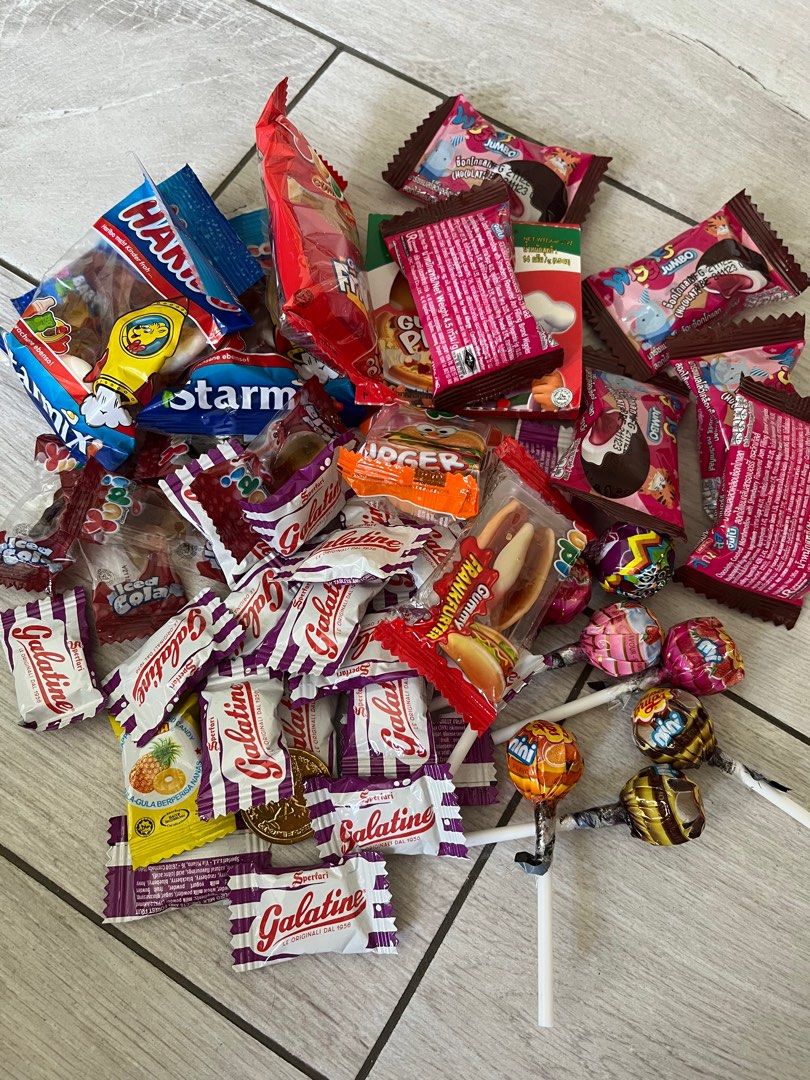 Random sweets and gummies, Food & Drinks, Other Food & Drinks on Carousell