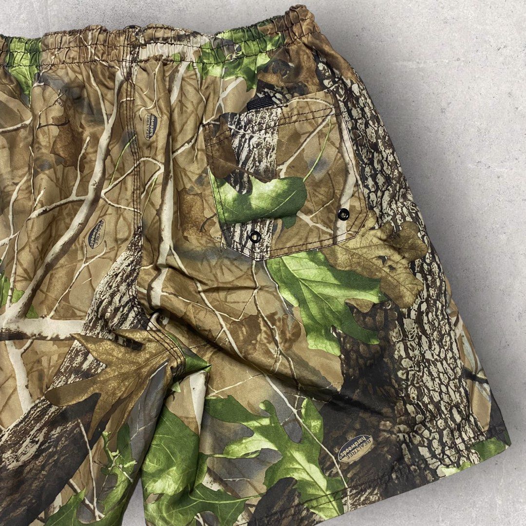 Real Tree Above The Knee, Men's Fashion, Bottoms, Shorts on Carousell