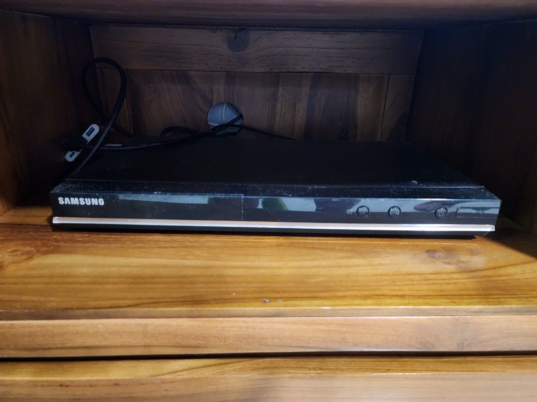 Samsung Digital DVD player, TV & Home Appliances, TV & Entertainment ...