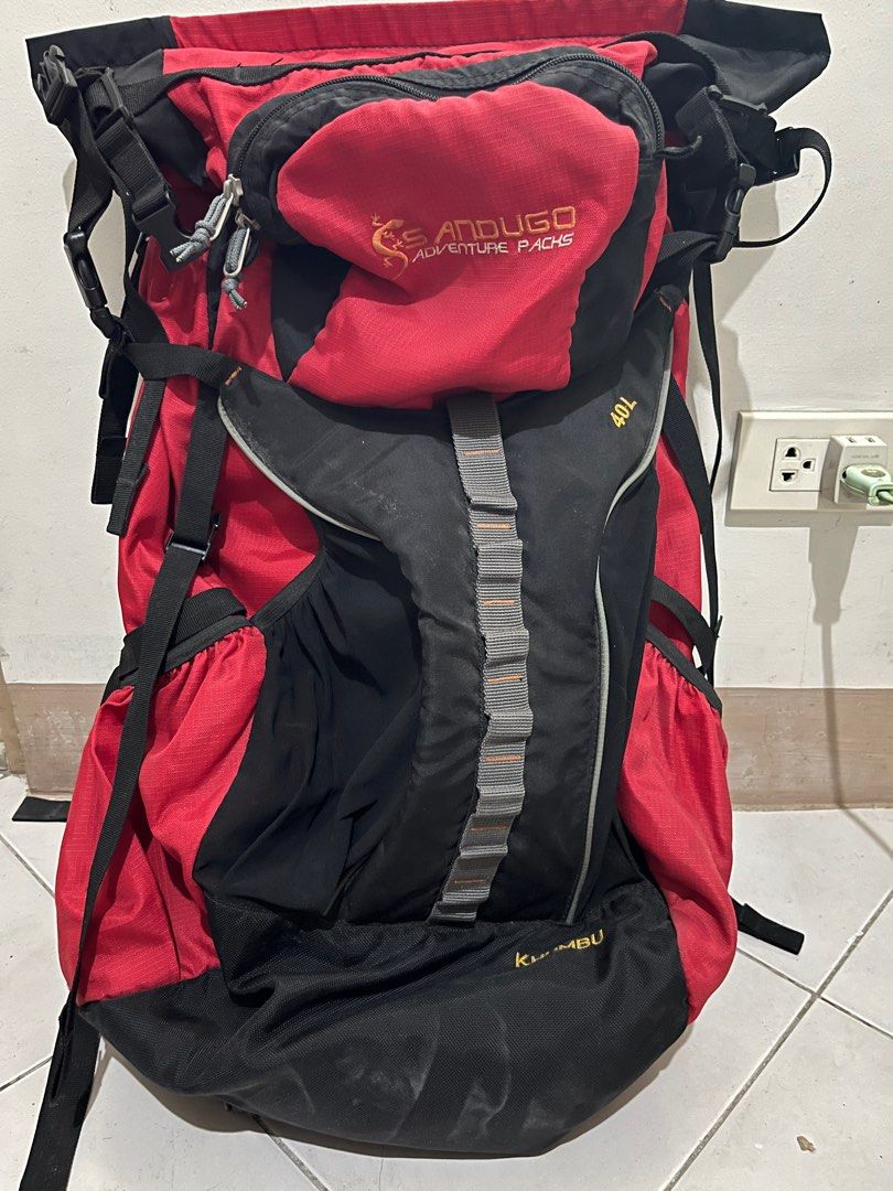 Sandugo Hiking Bag Khumbu 40L, Men's Fashion, Bags, Backpacks on Carousell