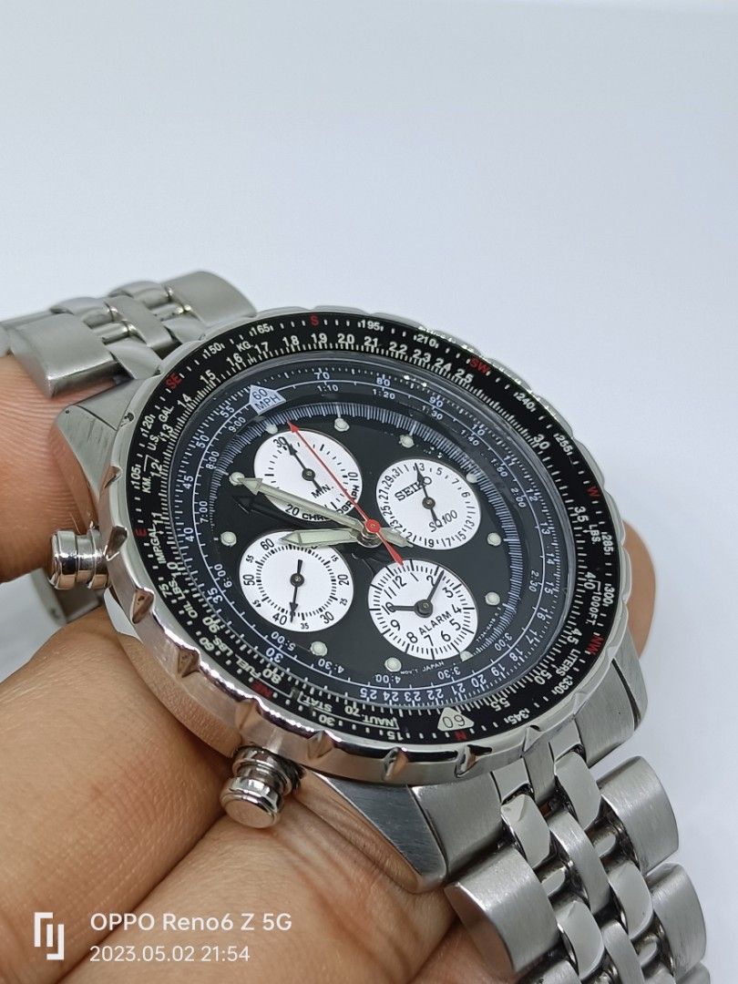 seiko flightmaster reverse panda quartz chronograph, Men's Fashion ...