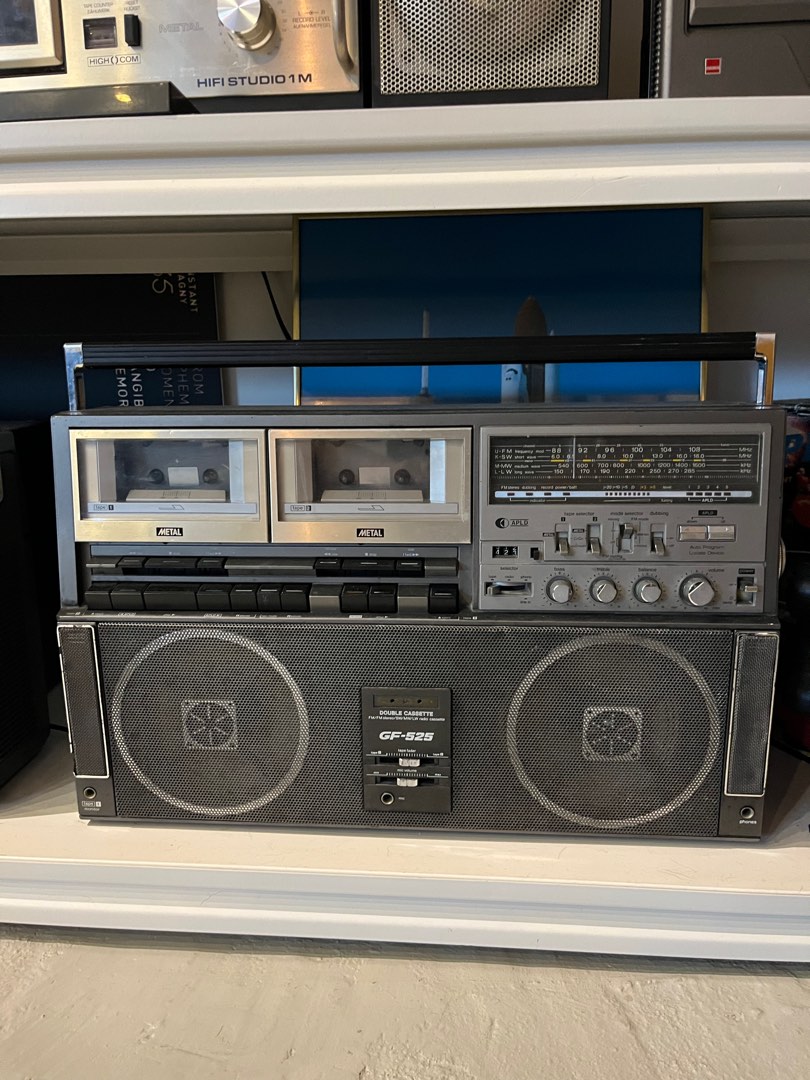 Sharp GF-525 cassette player Boombox 卡帶機, 音響器材, 其他音響配件及設備 - Carousell