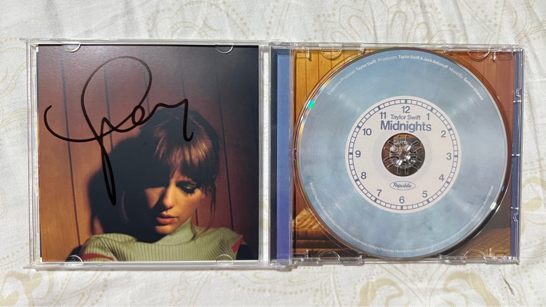 Signed Midnights (Moonstone Edition) Album by Taylor Swift, Hobbies ...