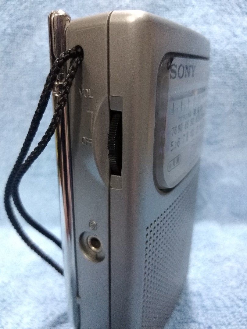 Sony AM/FM 2band Radio ICF-P20, Audio, Portable Music Players on Carousell