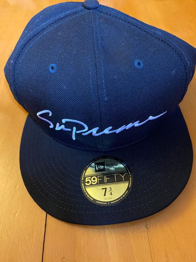 Supreme Classic Script New Era Cap (Black), 男裝, 手錶及配件, 棒球帽、帽 - Carousell