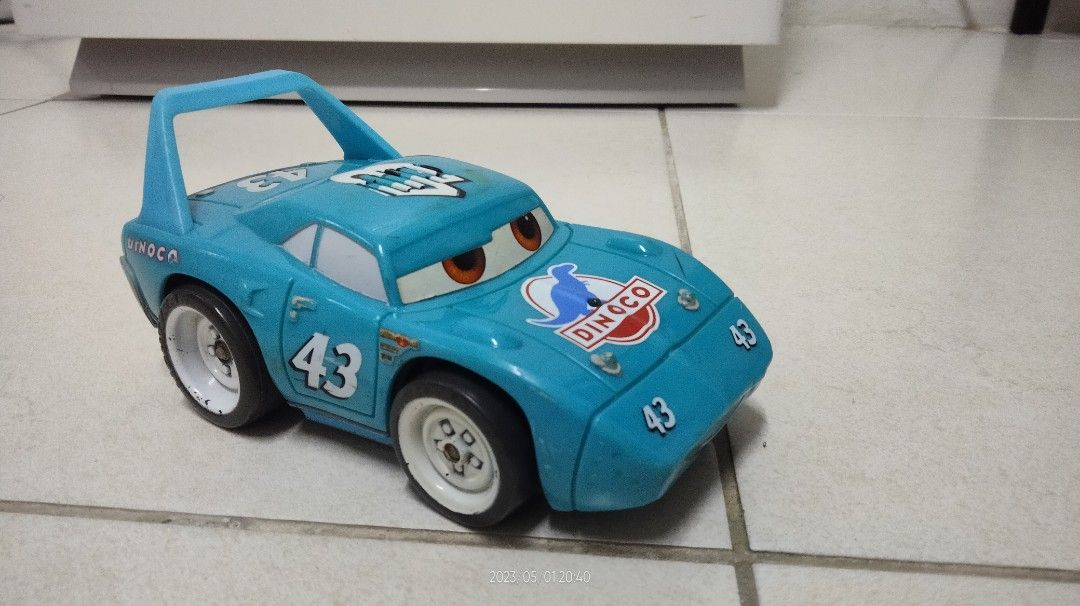 The King Dinoco 43 Disney Pixar Cars Shake n Go, Hobbies & Toys, Toys ...