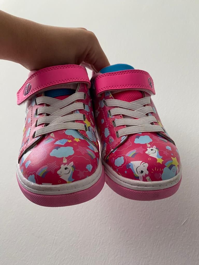 The ORIGINAL HEELYS wheeled shoes UK12 / USA 13C, Luxury, Sneakers ...