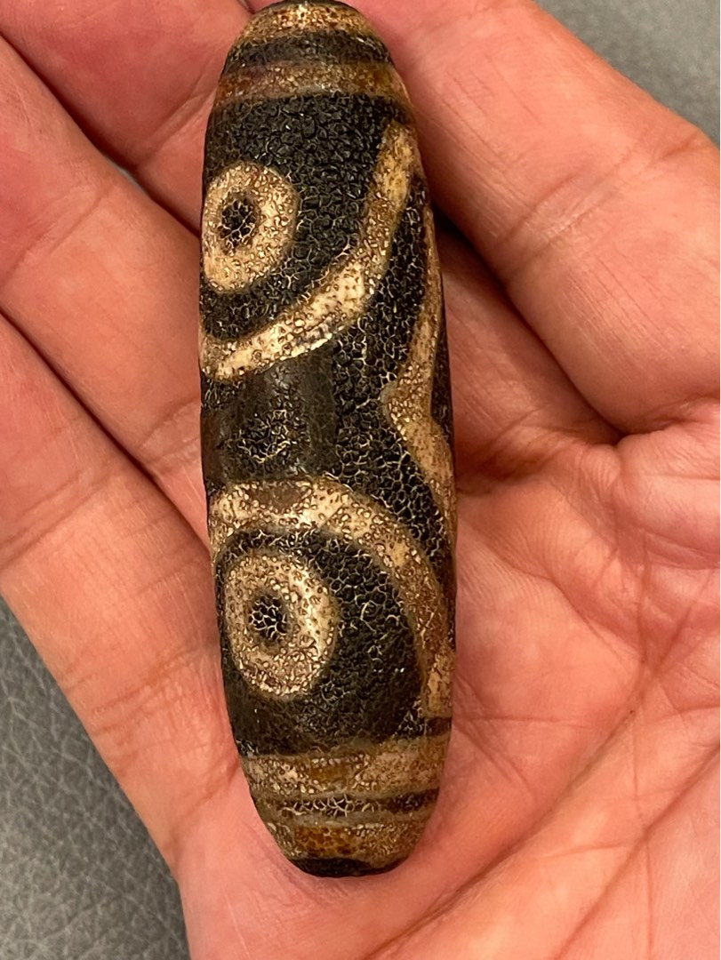 Three eyes old dzi bead, Hobbies & Toys, Memorabilia & Collectibles ...